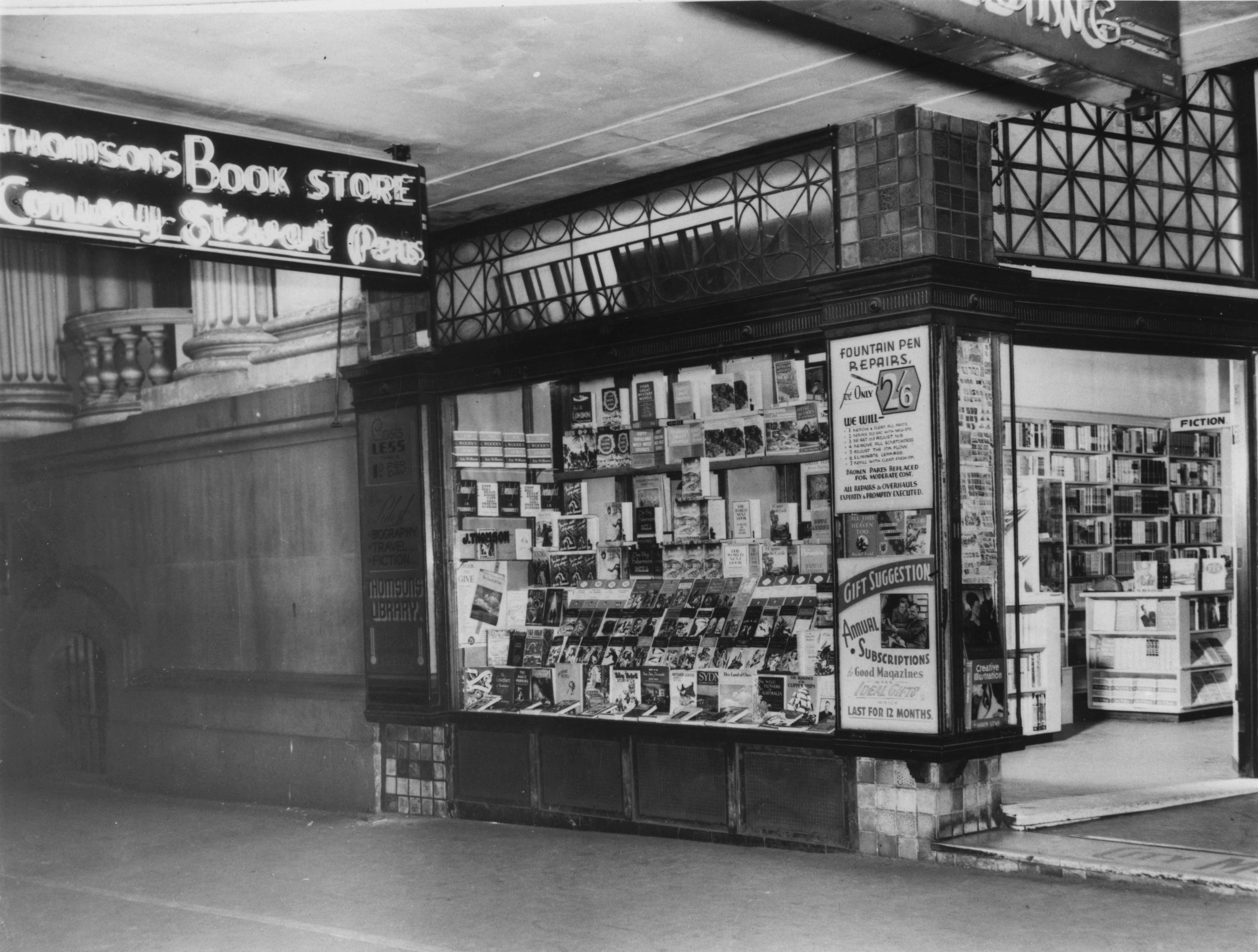Thomson book store queen street ca 1953 slq | Highgate Hill and Its History