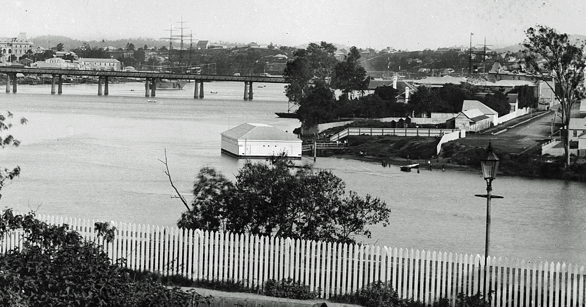Making a Splash – Brisbane’s Floating Swimming Baths | Highgate Hill ...